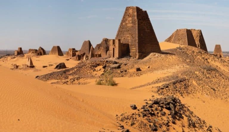 15 Famous AFRICAN LANDMARKS To See | Beautiful Landmarks in Africa
